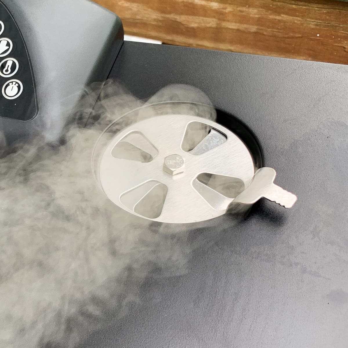 How to Start a Masterbuilt Electric Smoker | Mad Backyard
